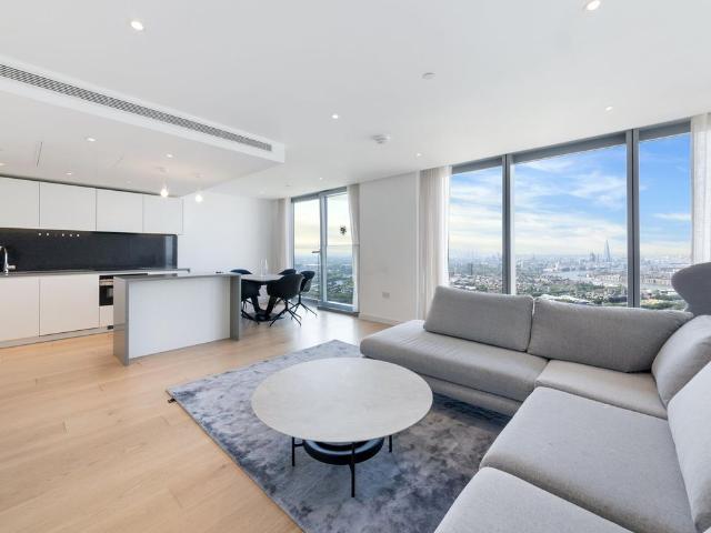 Landmark Pinnacle, Canary Wharf, London E14, 2 bed flat to rent, £3,900 pcm | PrimeLocation