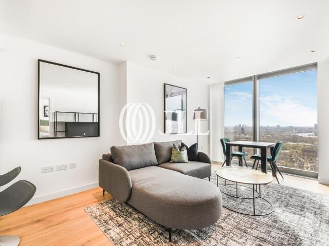 Landmark Pinnacle, Marsh Wall, E14 1 bed flat to rent £3,033 pcm £700 pw