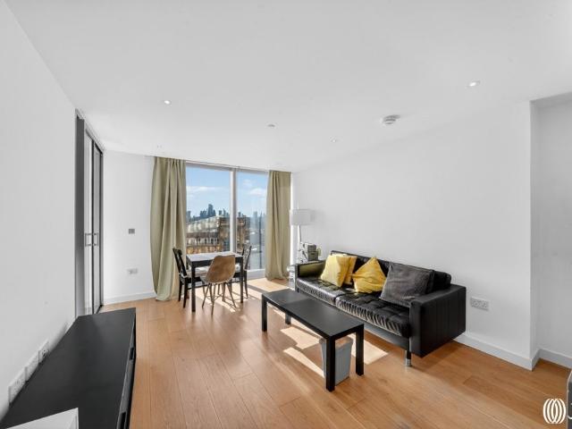 Landmark Pinnacle, Marsh Wall E14, 1 bed flat to rent, £3,050 pcm | PrimeLocation