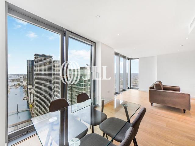 Landmark Pinnacle, Marsh Wall, E14 2 bed flat to rent £3,640 pcm £840 pw