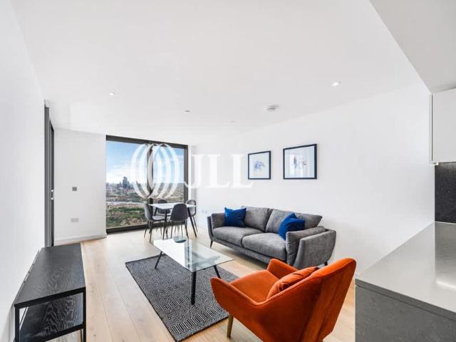 Landmark Pinnacle, Marsh Wall, E14