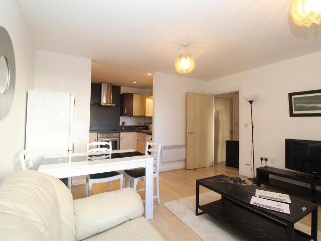 Landmark Place, Churchill Way, Cardiff CF10, 2 bed flat to rent, £1,350 pcm | PrimeLocation