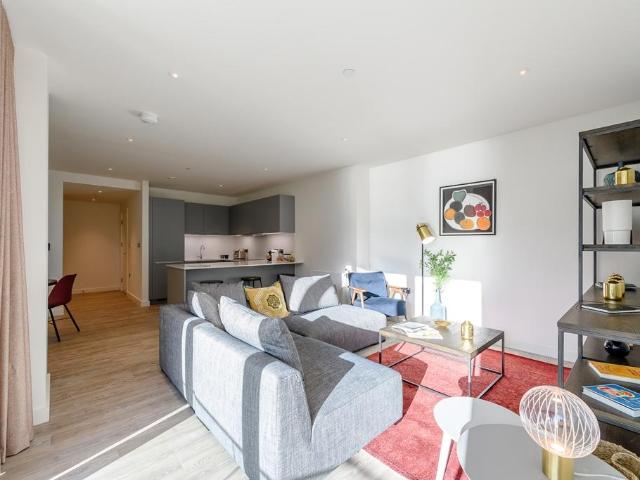Landsby Wembley Park HA9 2 bed apartment to rent £2,409 pcm £556 pw