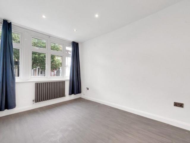 Landseer Avenue, East Ham, London E12