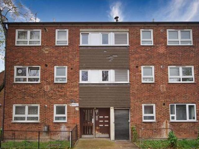 Landseer Avenue, London, 2 Bedroom Apartment