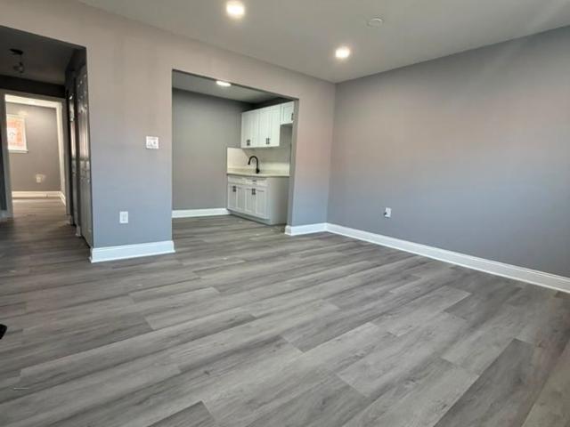 Lane Apartments