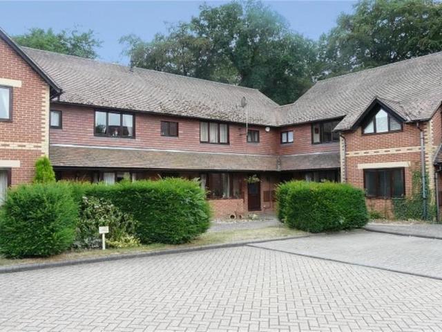 Laneswood, Mortimer, Reading, Berkshire RG7, 2 bed terraced house to rent, £1,450 pcm | PrimeLocation