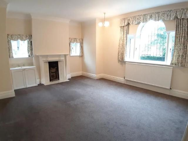 Langcliffe Avenue