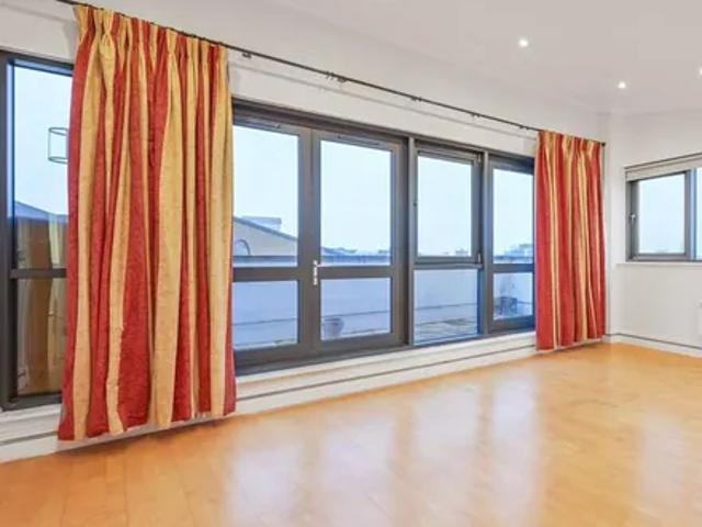 Langbourne Place, Millwall, London, E14 3WW, United Kingdom | 2 bed apartment for rent #140801536 | Rentberry