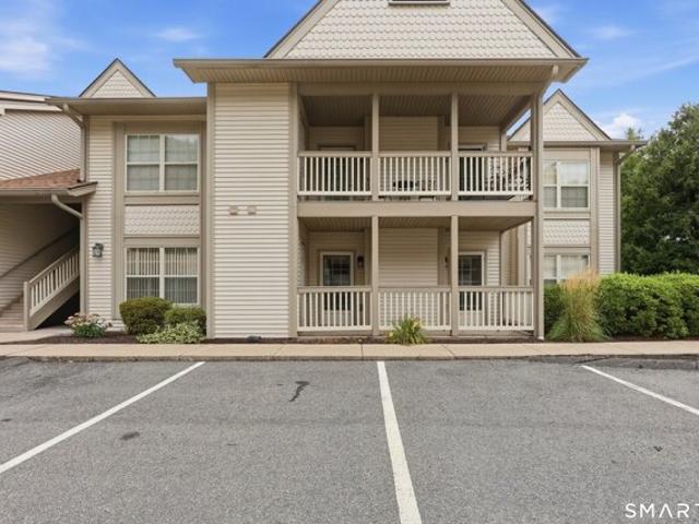 Langdon Ct Apt D, Berlin, Condo For Sale