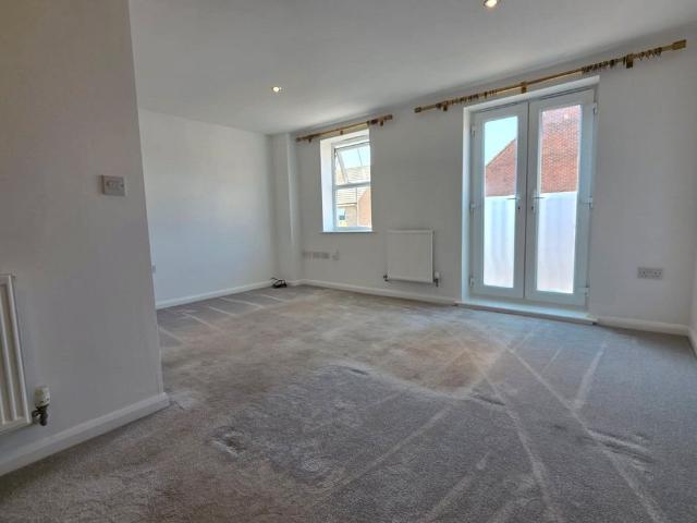 Langdon Close, Nottingham, Nottinghamshire, NG5