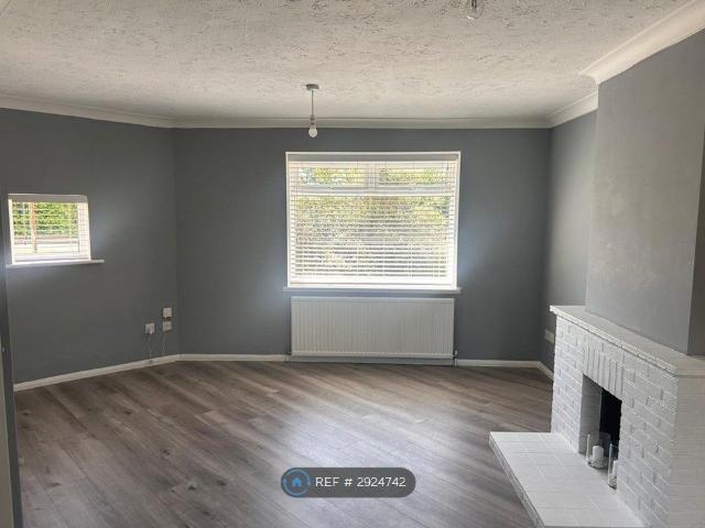 Langdon Hills, Basildon SS16, 2 bed bungalow to rent, £1,450 pcm | PrimeLocation