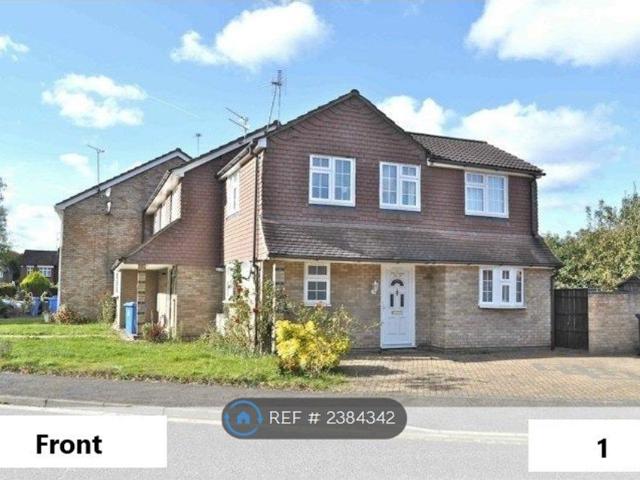 Langdale Close, Maidenhead SL6, 2 bed semi detached house to rent, £1,675 pcm | PrimeLocation