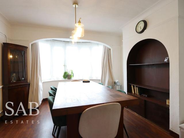 Langdale Gardens, Perivale UB6, 4 bed semi detached house to rent, £2,600 pcm | PrimeLocation