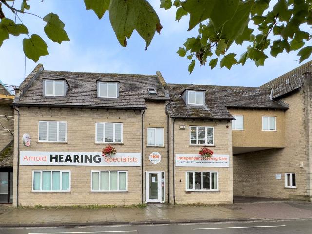 Langdale Gate, Witney, Oxfordshire OX28, 1 bed flat to rent, £1,200 pcm | PrimeLocation