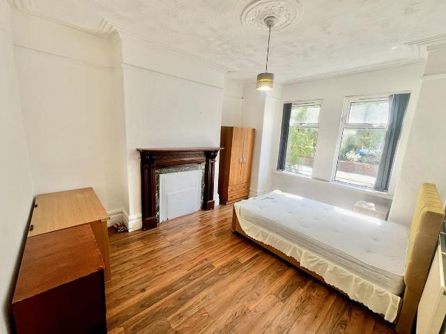 Langdale Road, Manchester M14, 5 bed shared accommodation to rent, £575 pcm | PrimeLocation
