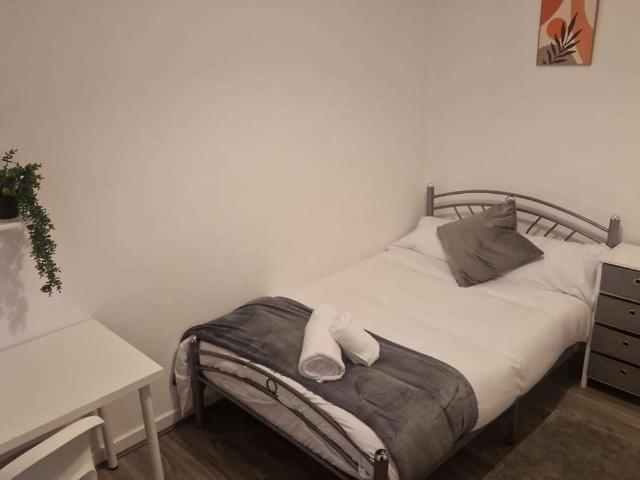 Langdale Road Room 2