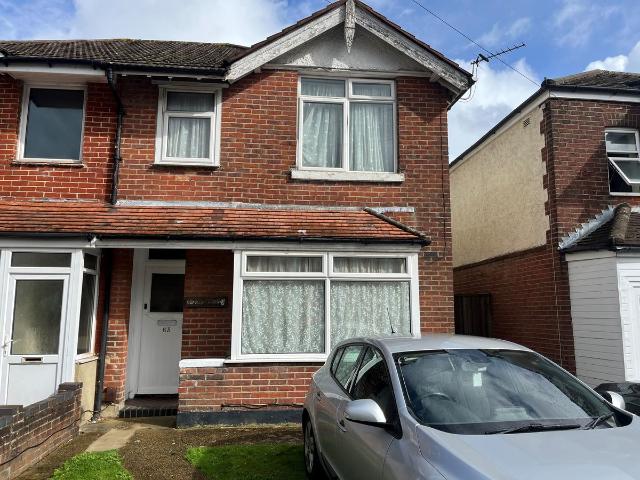 Langhorn Road, Southampton SO16, 5 bed end terrace house to rent, £1,900 pcm | PrimeLocation