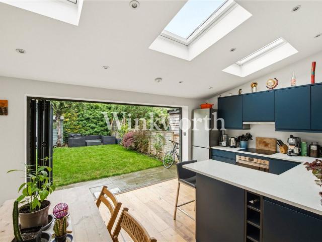 Langham Road, London N15, 2 bed flat to rent, £2,400 pcm | PrimeLocation
