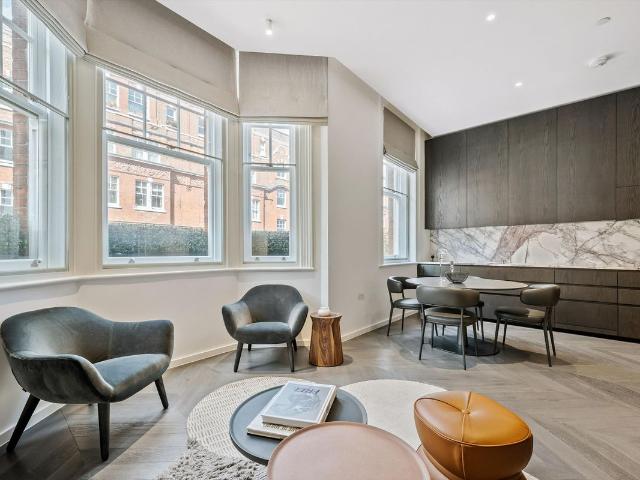 Langham Street, Great Portland Street, Fitzrovia, London W1W, 1 bed flat to rent, £5,633 pcm | PrimeLocation