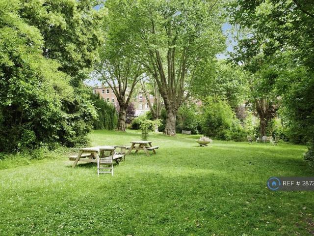 Langland Gardens, London, NW3 3 bed flat to rent £4,329 pcm £999 pw