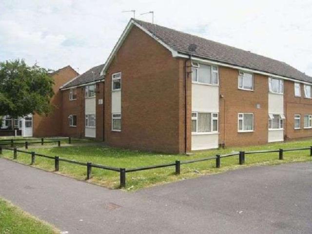Langley Court, Ellesmere Port, Cheshire. CH65, 3 bed flat to rent, £750 pcm | PrimeLocation