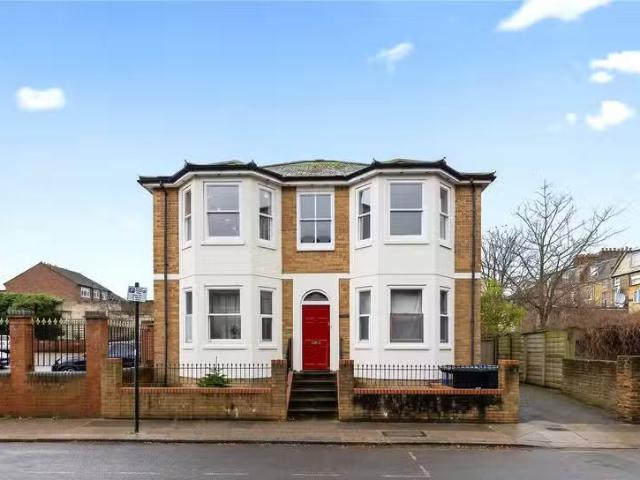 Langley Drive, London, W3 8SD