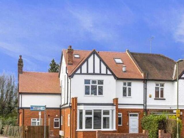 Langley Park, Lewy House, Mill Hill, 1 Bedroom Apartment