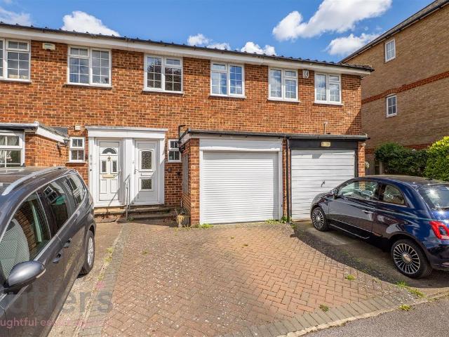 Langley Park Road, Sutton SM2, 3 bed property to rent, £2,100 pcm | PrimeLocation