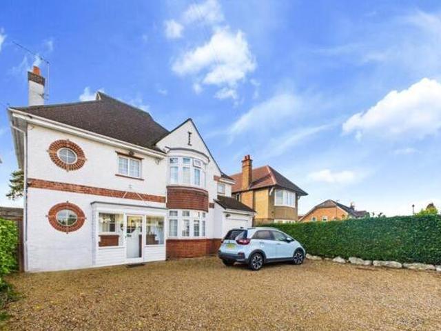 Langley Road, Langley, 4 Bedroom Detached
