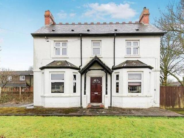 Langley Road, Merry Hill, 3 Bedroom Detached