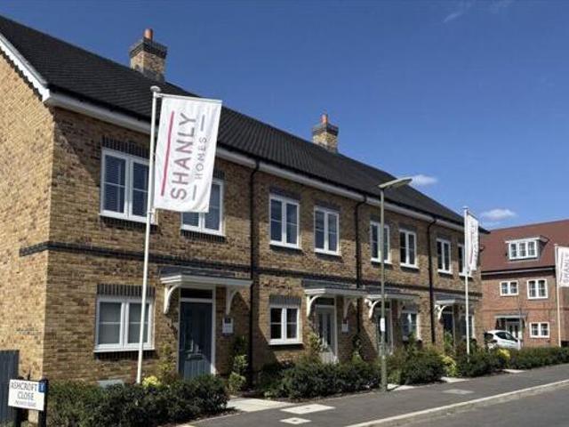 Langley Road, Staines upon thames, 3 Bedroom Terraced