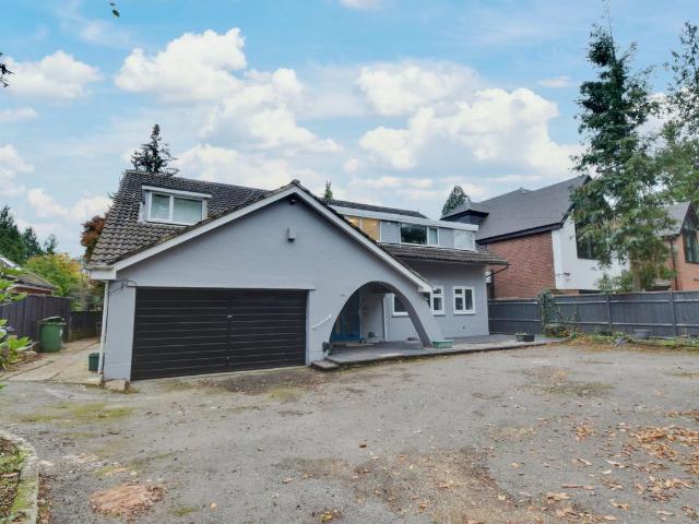 Langley Road, Watford, Hertfordshire WD17, 3 bed flat to rent, £2,450 pcm | PrimeLocation