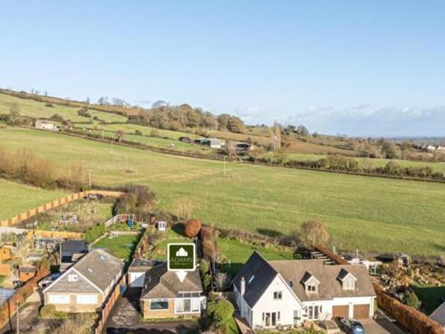 Langley Road, Winchcombe, 3 Bedroom Detached