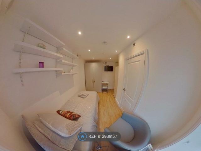 Langney Road, Eastbourne BN21, Studio to rent, £795 pcm | PrimeLocation