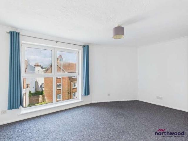 Langney Road, Town Centre, Eastbourne, BN22
