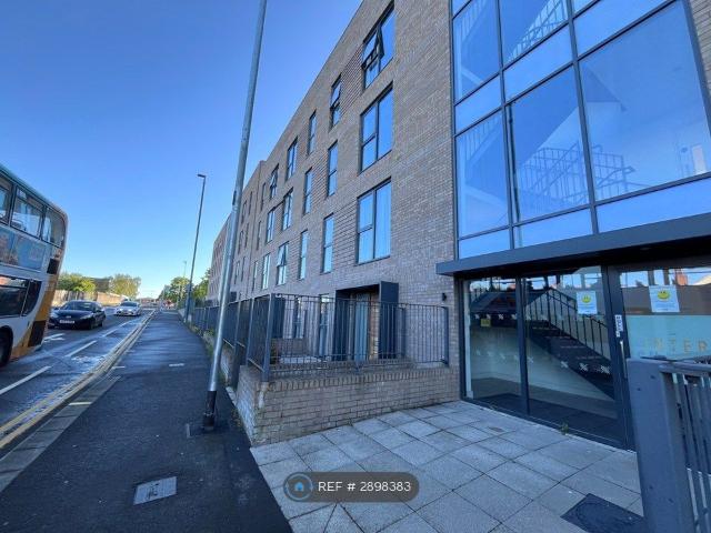 Langworthy Road, Salford M5, 2 bed flat to rent, £1,050 pcm | PrimeLocation