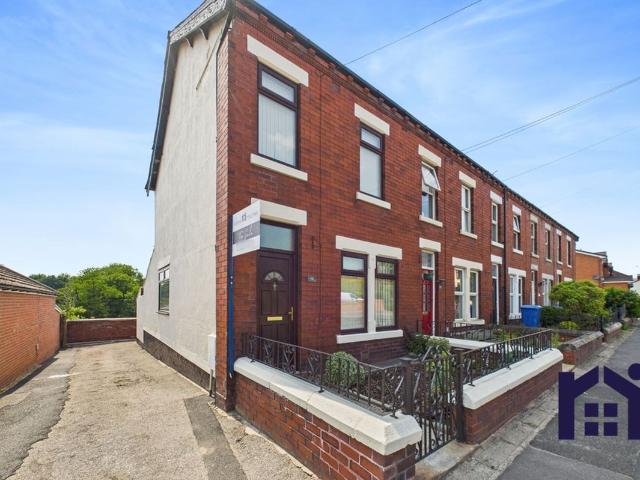 Langton Brow, Eccleston PR7, 2 bed end terrace house to rent, £900 pcm | PrimeLocation