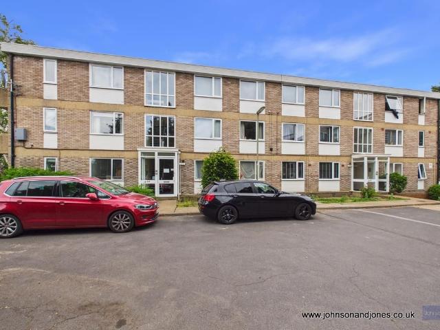 Langton Close, Addlestone KT15, 2 bed flat to rent, £1,400 pcm | PrimeLocation