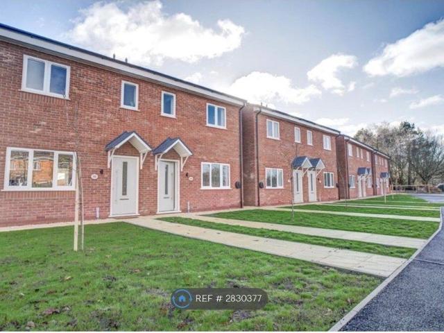 Langton Park, Swindon SN4, 3 bed semi detached house to rent, £1,600 pcm | PrimeLocation