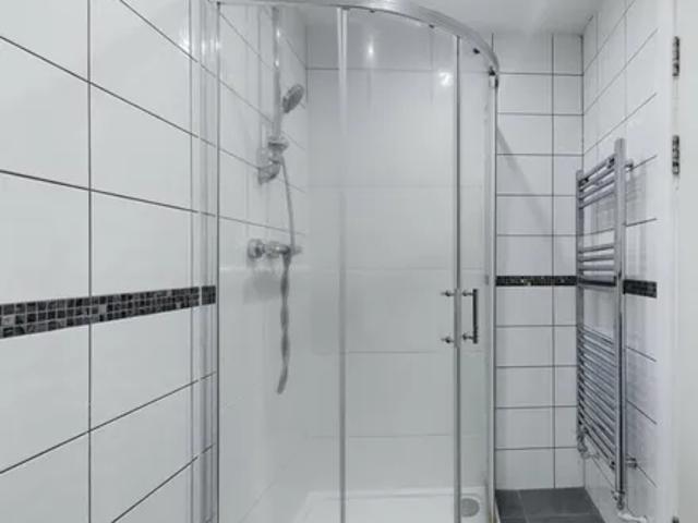 Langton Road, Liverpool, L15 2HS, United Kingdom | 9 bed house for rent #167228054 | Rentberry