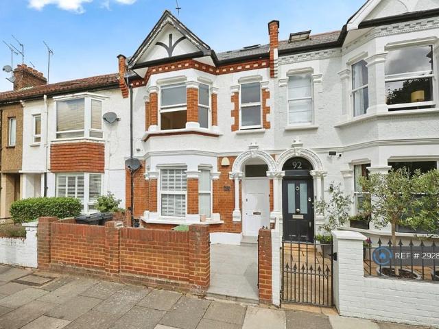 Langthorne Street, London, SW6 4 bed flat to rent £4,180 pcm £965 pw