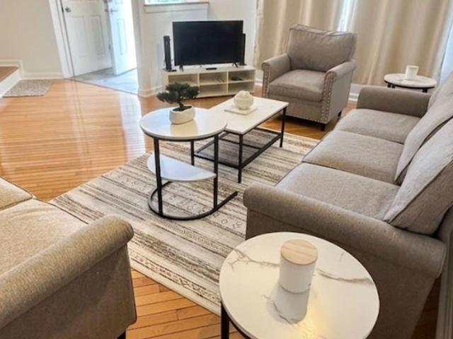 Laniakea Haven Hearth — A Calm, Modern Home in Du