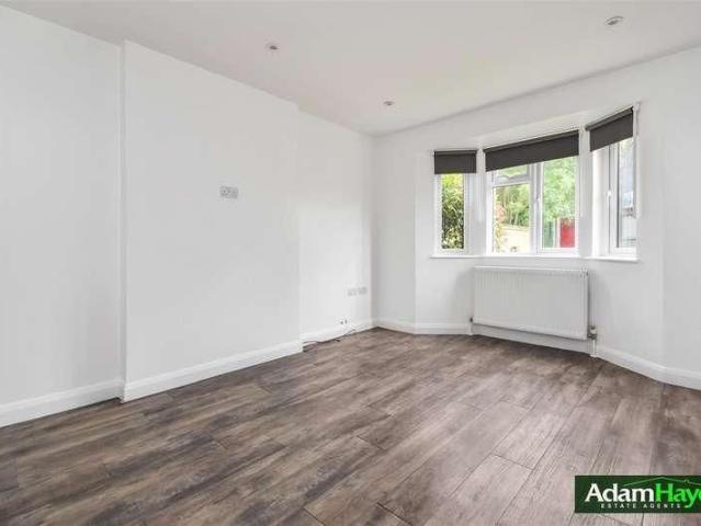 Lankaster Gardens, East Finchley, N2