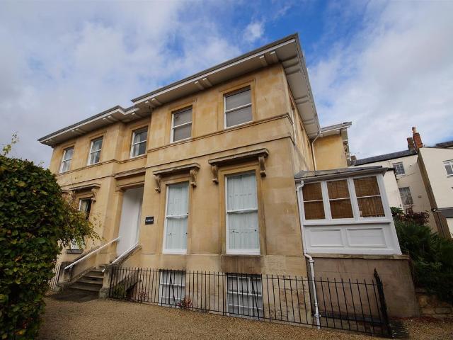 Lansdown Crescent, Cheltenham GL50, 1 bed flat to rent, £895 pcm | PrimeLocation