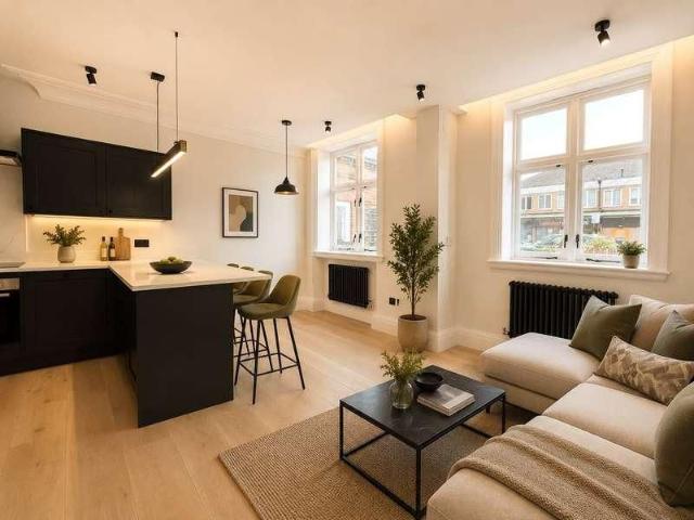Lansdown House, Headley Road, Grayshott, Hindhead, Hampshire, GU26