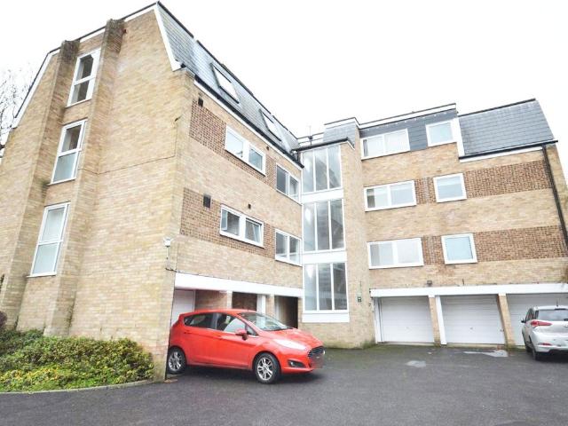 Lansdowne Avenue, Winchester SO23, 2 bed flat to rent, £1,400 pcm | PrimeLocation