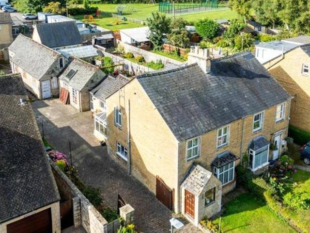 Lansdowne, Bourton on the water, 3 Bedroom Semi detached