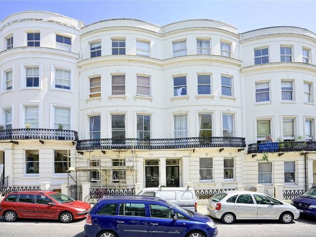 Lansdowne Mansions, Lansdowne Place, Hove, East Sussex BN3, 2 bed flat to rent, £1,750 pcm | PrimeLocation