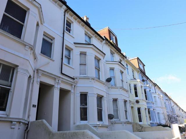 Lansdowne Street, Hove 1 bed flat to rent £1,295 pcm £299 pw
